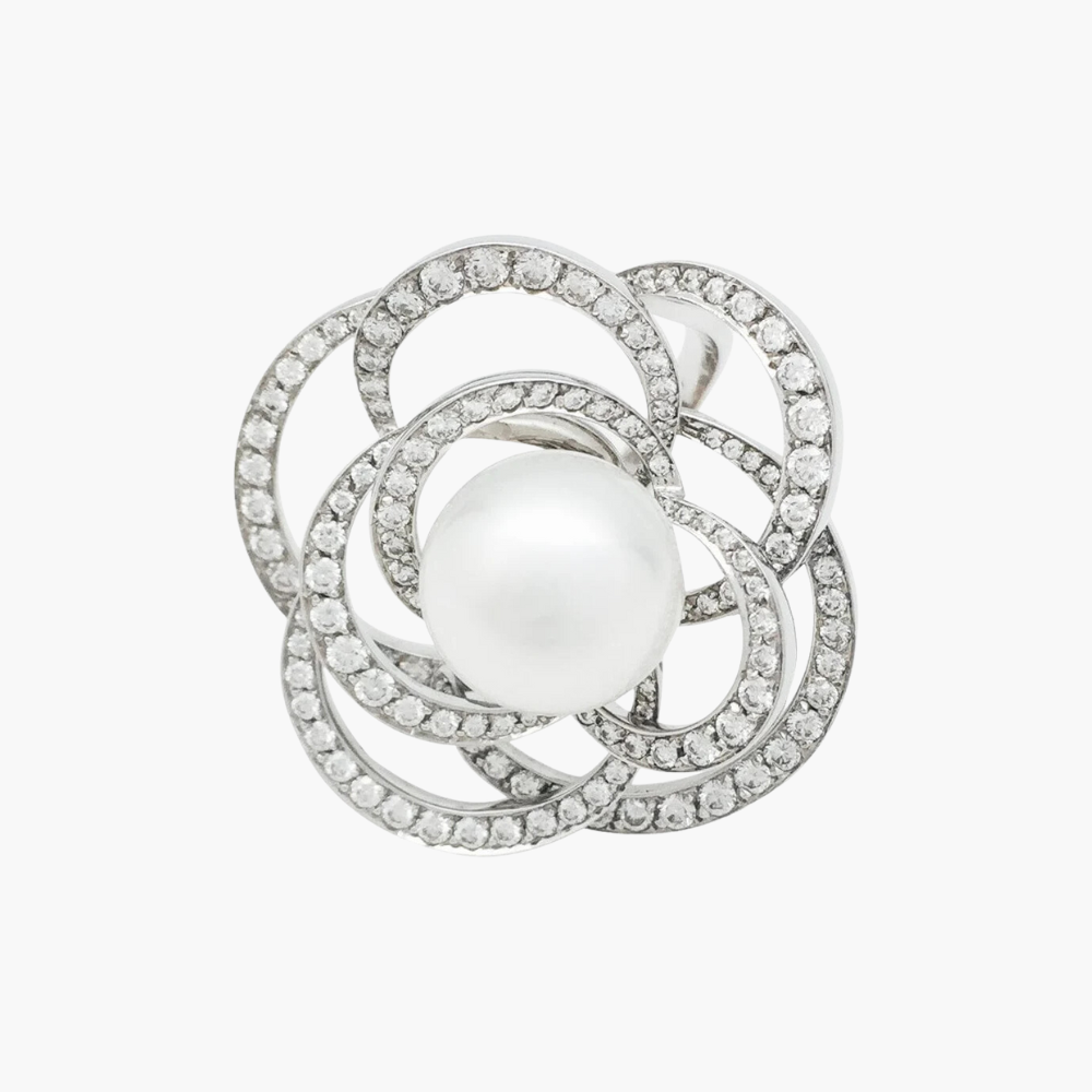 Bijoux Chanel Camélia - Bijoux de luxe certifiés - 58 Facettes